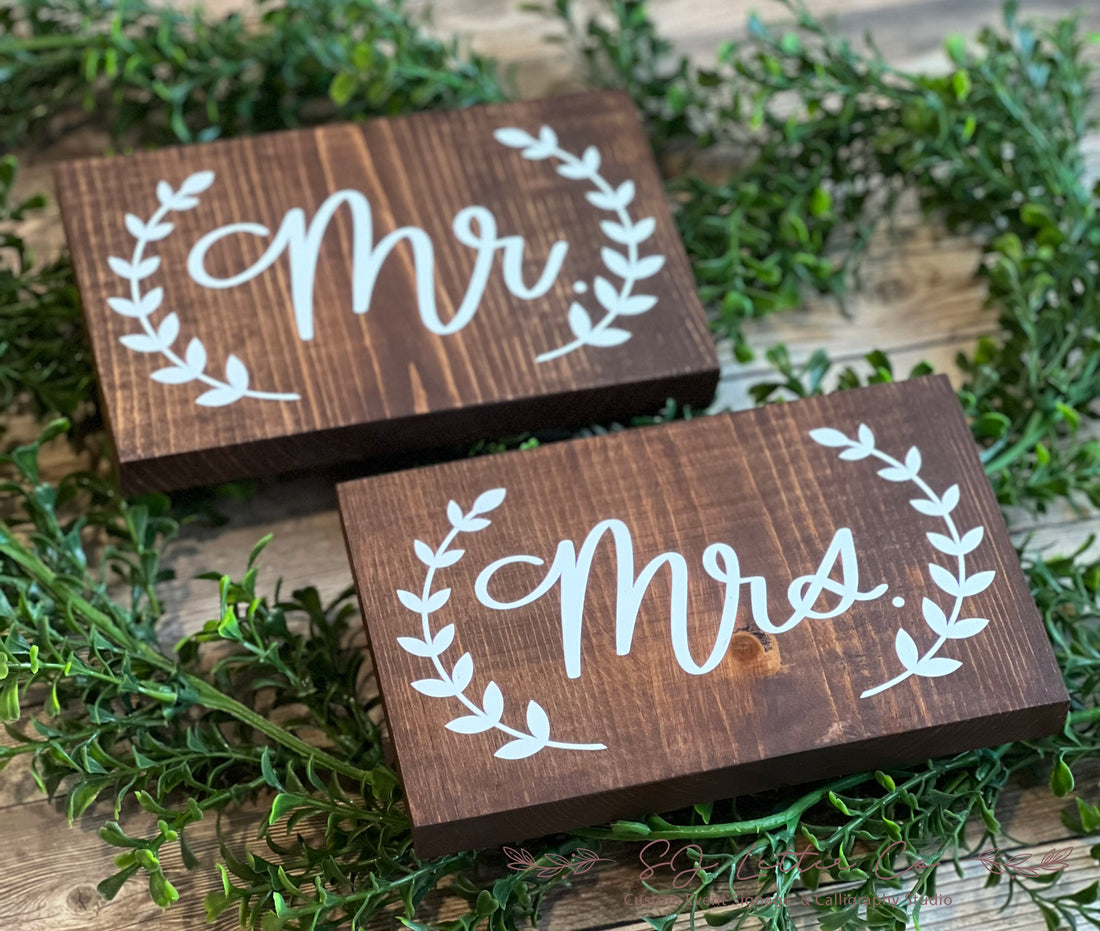 Mr. & Mrs. Wedding Head Table Signs PAIR | Bride and Groom Wreath Wood ...